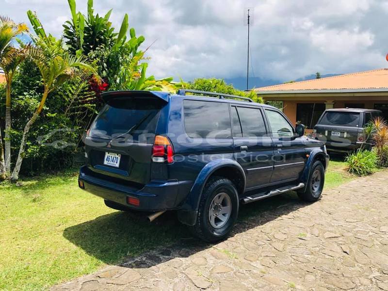 Comprar usados carro mitsubishi montero azul en san jose en heredia ...
