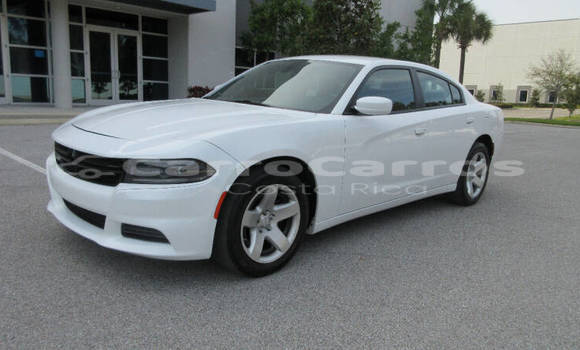 Comprar usados carro dodge charger blanco en san jose en heredia ...